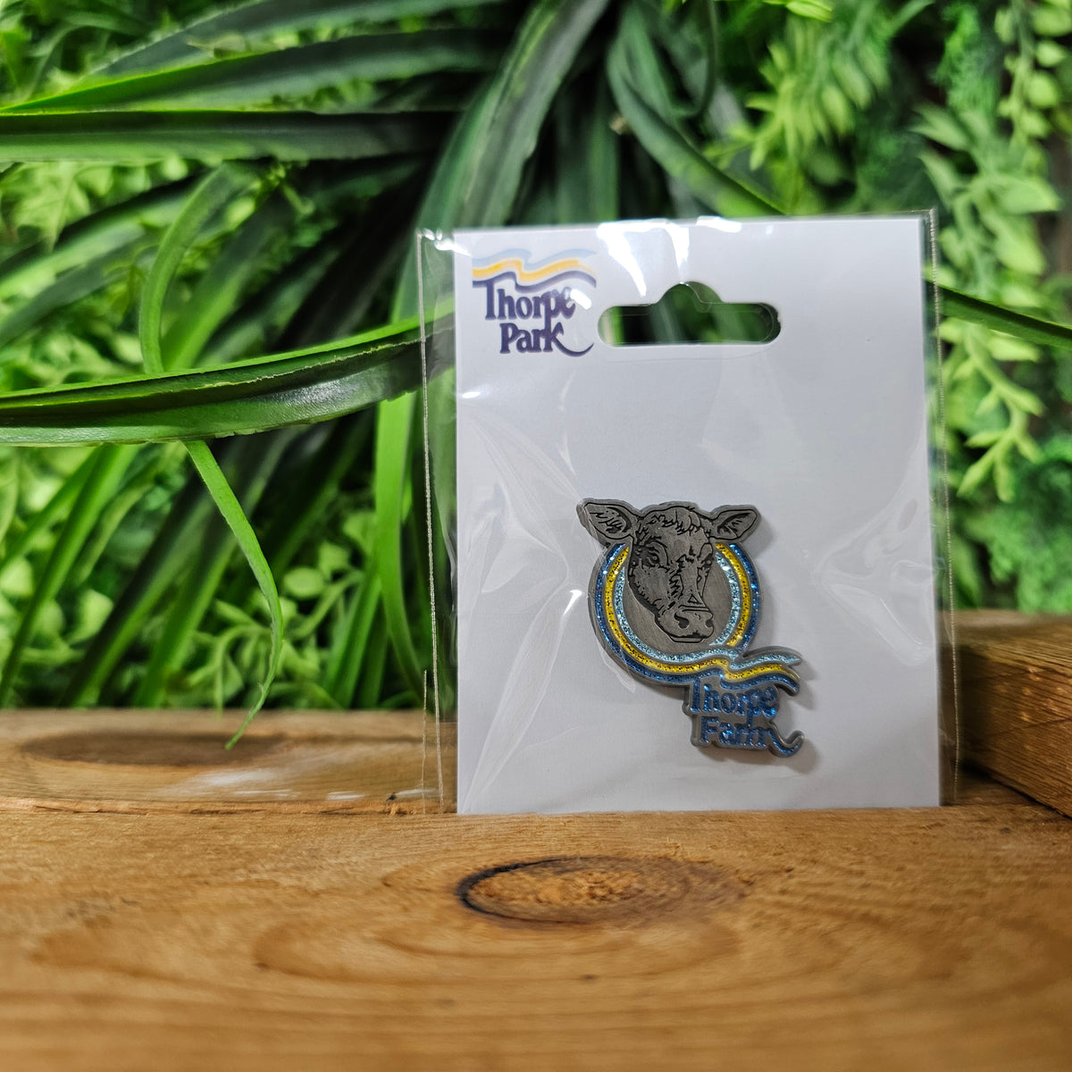 Thorpe Farm Pin Badge – Thorpe Park Online Shop